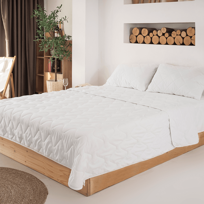 Comforter & Duvet Insert White