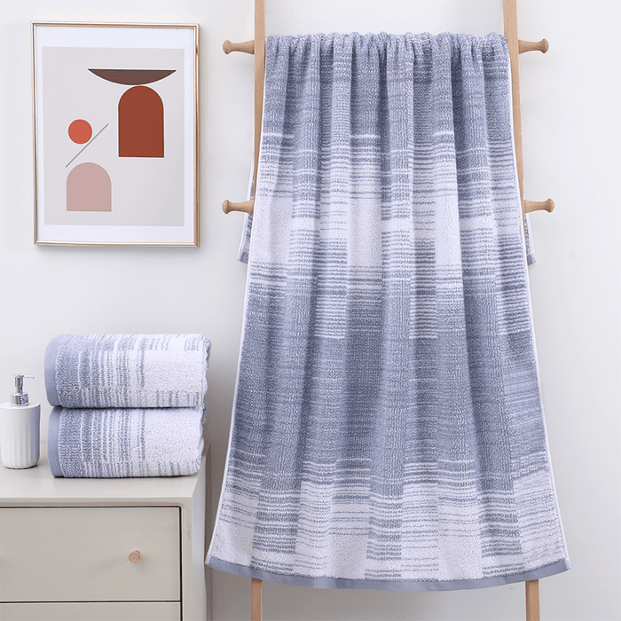 Esben Bath Towel