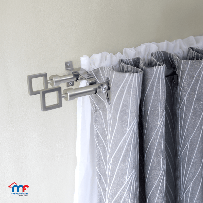 Shiny Silver Double Bracket 28 mm Per Pc